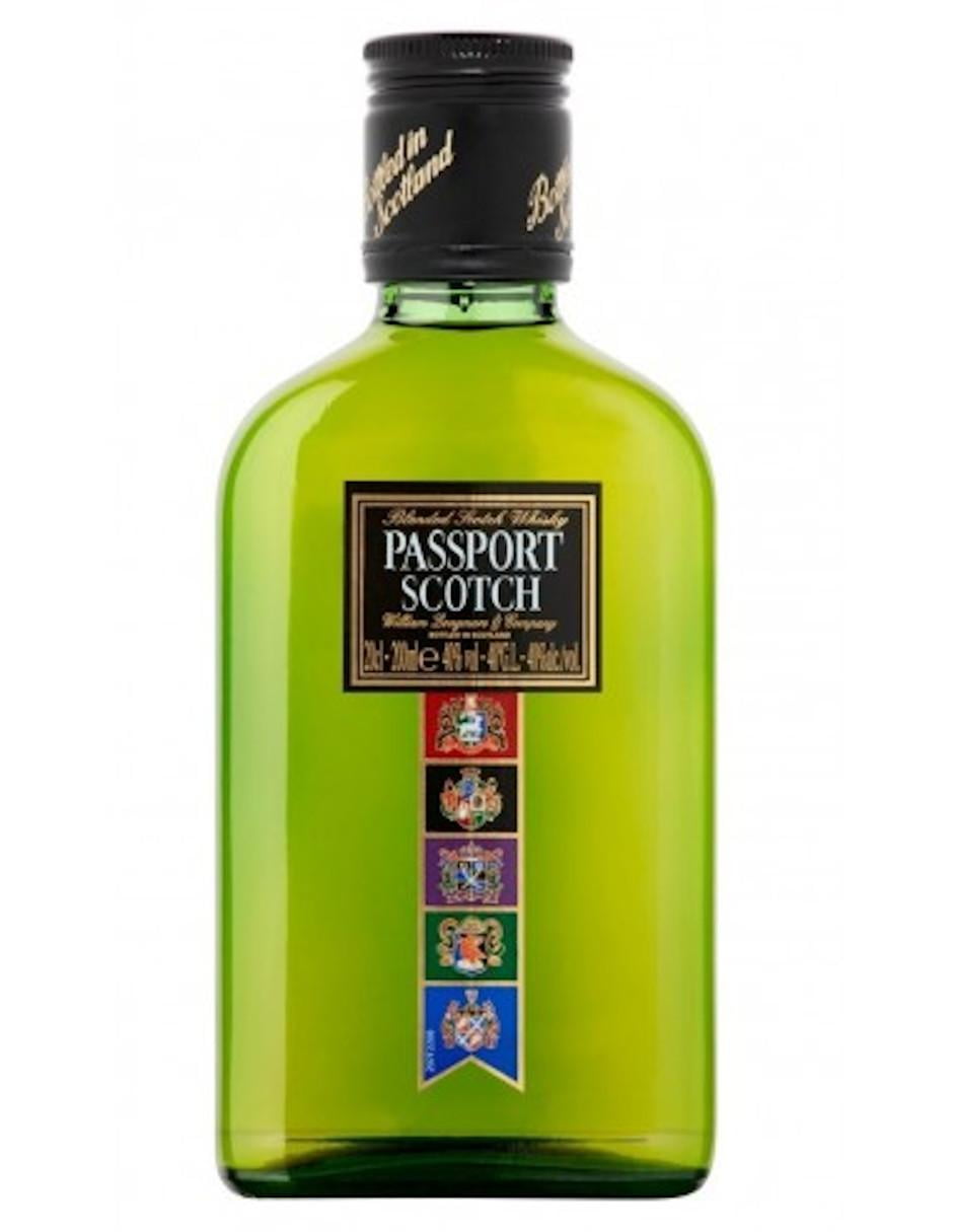 Pack de 24 Whisky Passport Scotch de 200ml Passport Scotch 200ml ...