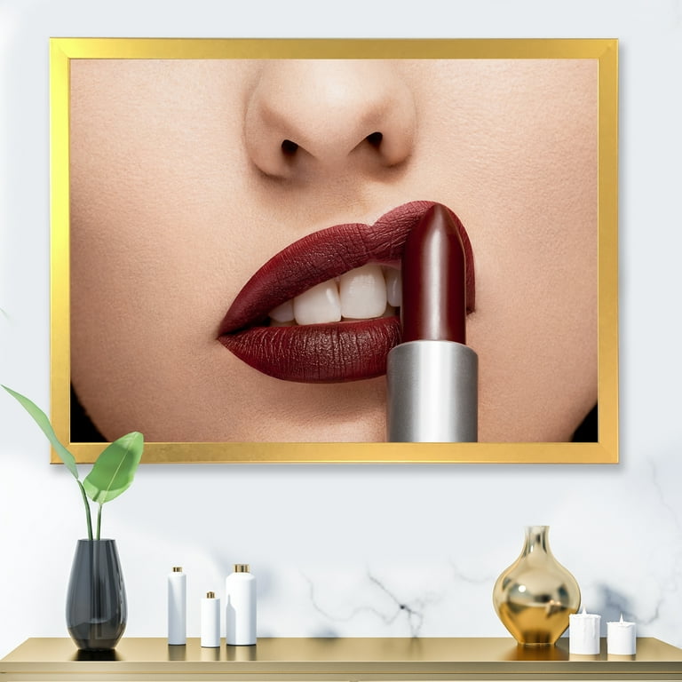 Red Lipstick Print