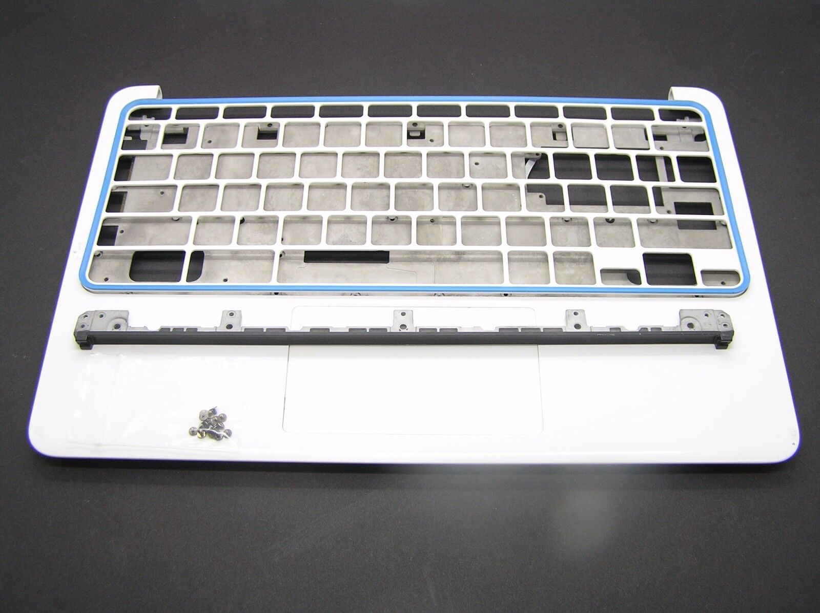 HP CB11-1101 TOP COVER W/KEYBOARD-WHITE - Walmart.com