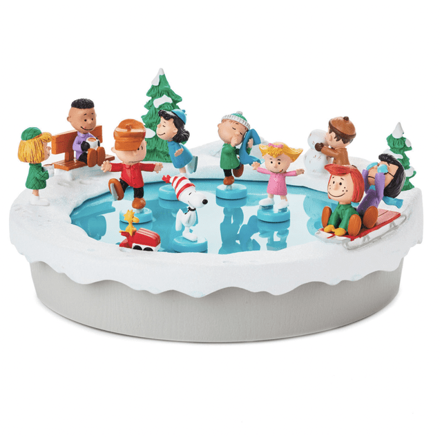 Hallmark Christmas Peanuts Gang Ice Skating Musical Tabletop Figurine ...