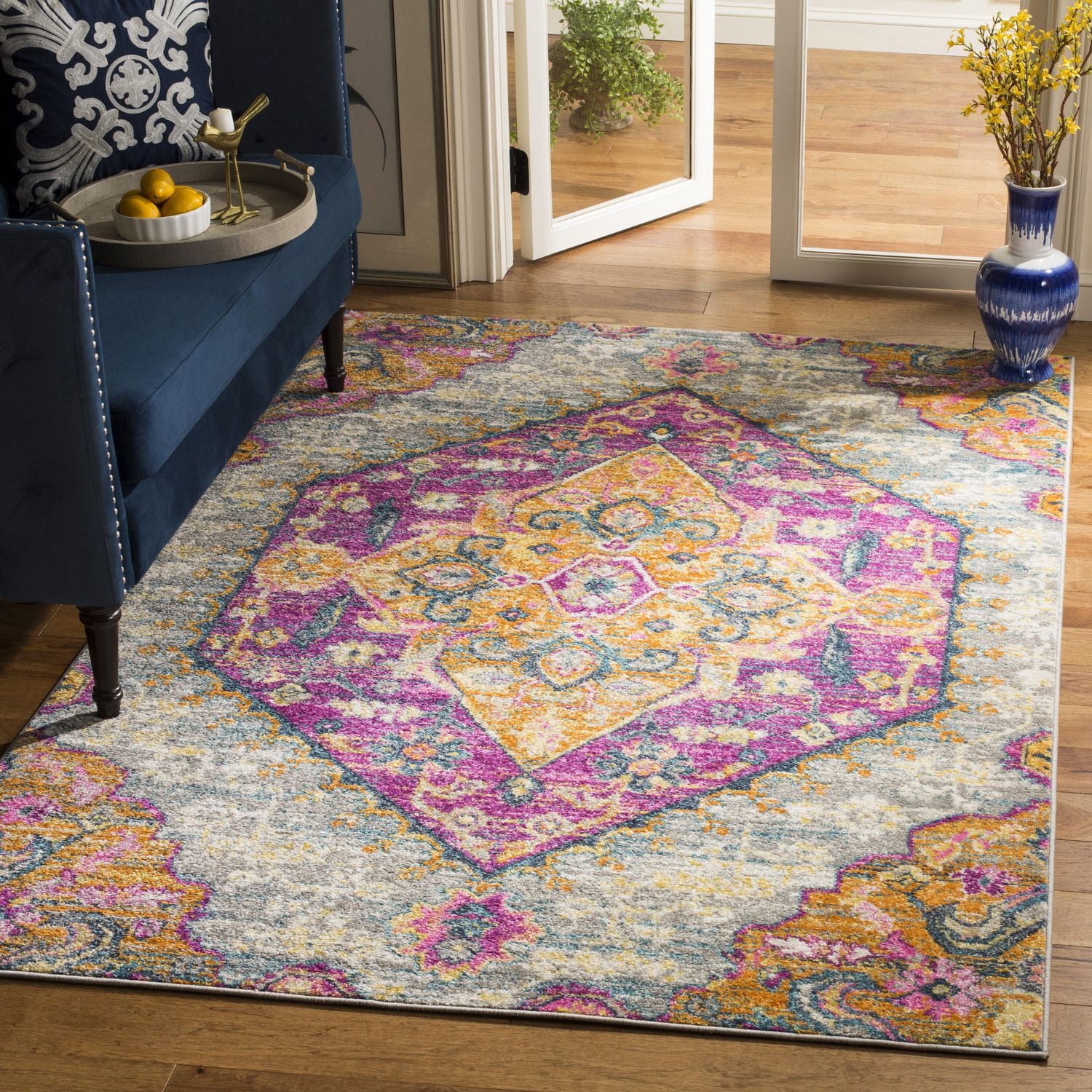 Click here for Safavieh Madison Karissa Floral Area Rug 51 X 76 prices