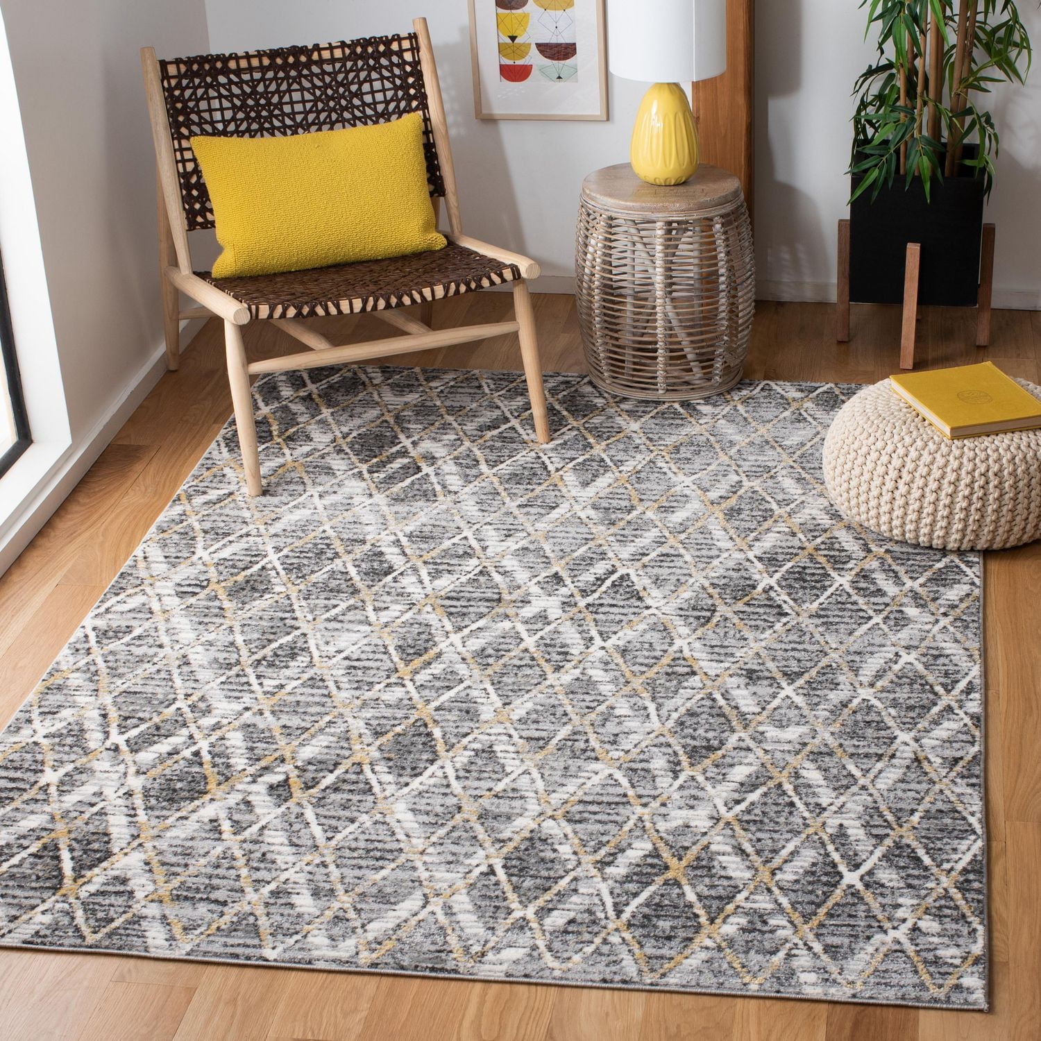 Click here for Safavieh Lagoon Ailbe Distressed Trellis Area Rug... prices