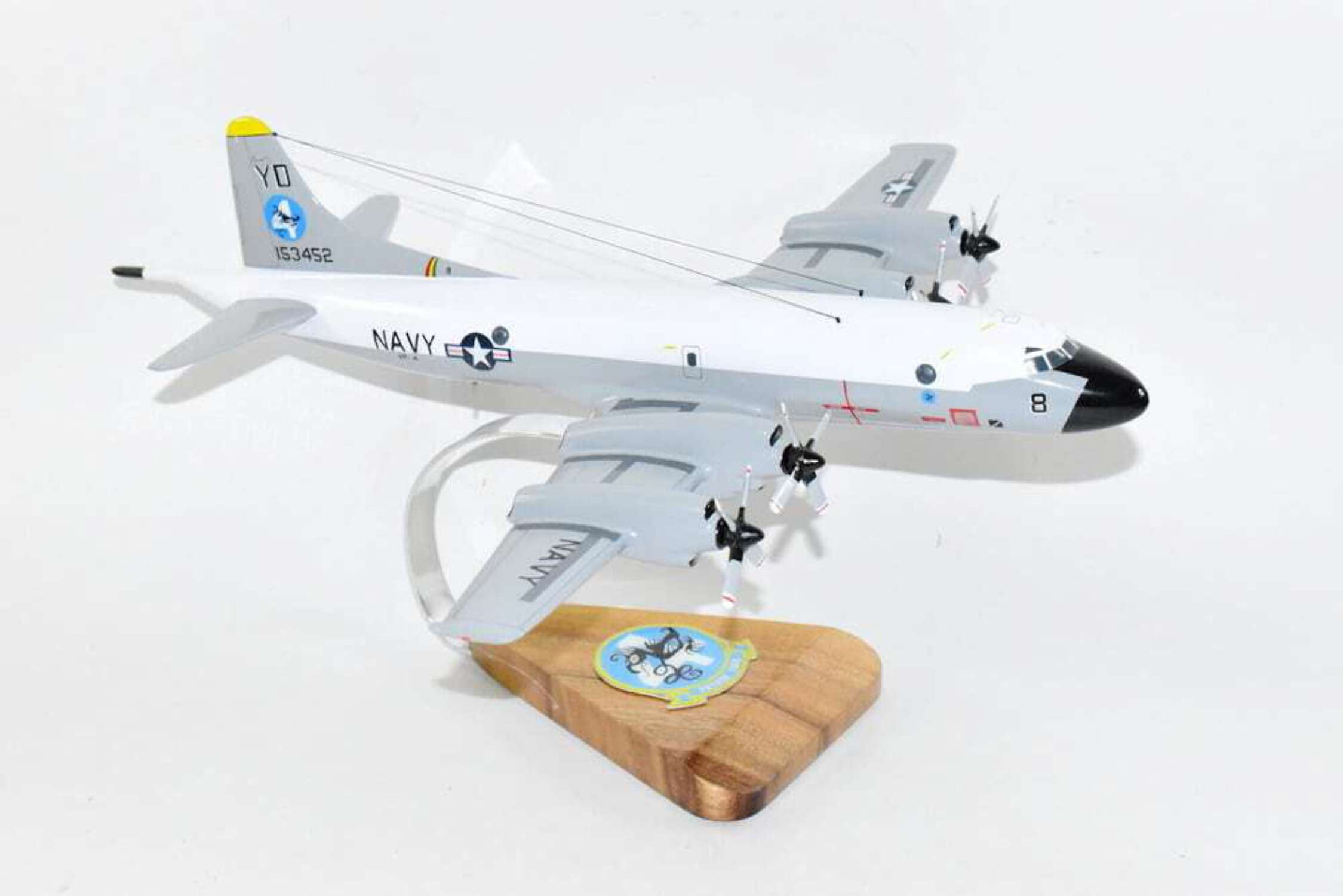 Lockheed Martin® P-3B Orion, VP-4 Skinny Dragons (153452), 18 Mahogany ...