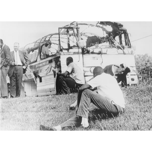 Freedom Rider'S Bus Was Destroyed By A Mob Of Whites Opposing Their ...
