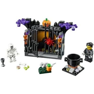 LEGO Spooky Halloween Bat Building Set with Pumpkin, 40090 - Walmart.com