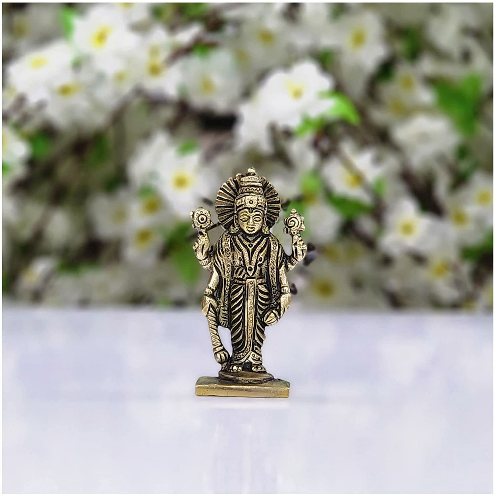 Hindu God Vishnu Statue