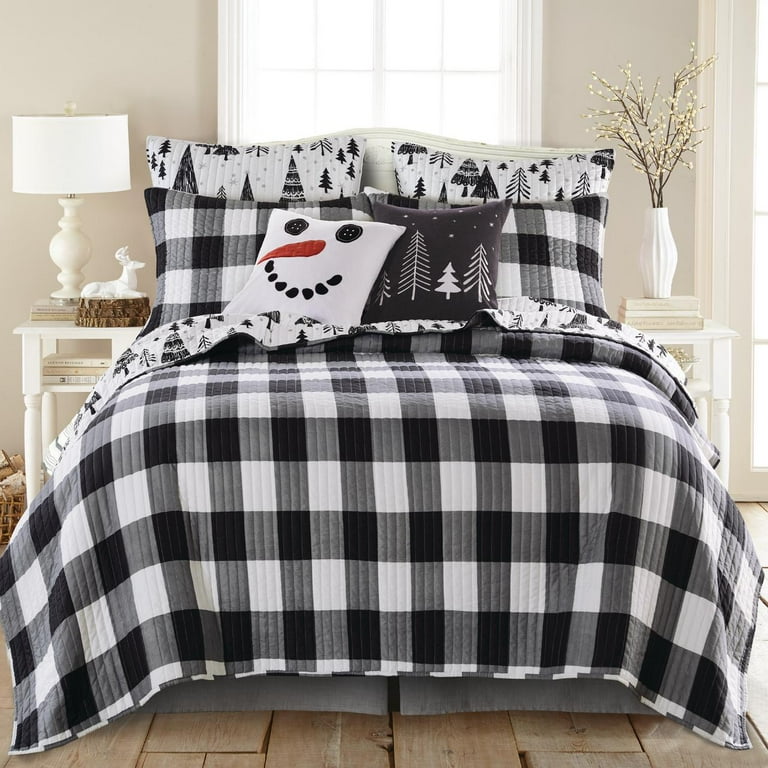 Levtex Home - Northern Star King/Cal King Quilt Set Levtex Home - Northern Star King/Cal King Quilt Set