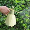 2L Pressure Spray Bottle, Handheld Garden Water Sprayer for Plants ...