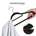 CEORPER 10Pcs Non Slip Clothes Hangers No Trace Heavy Duty Hanging Rack ...