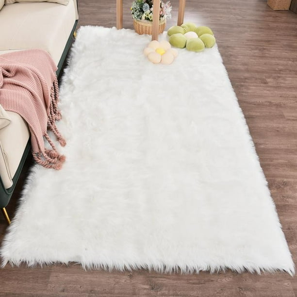 Ghouse Rectangular White Area Rug 4x6 feet, Thick and Fluffy Faux ...