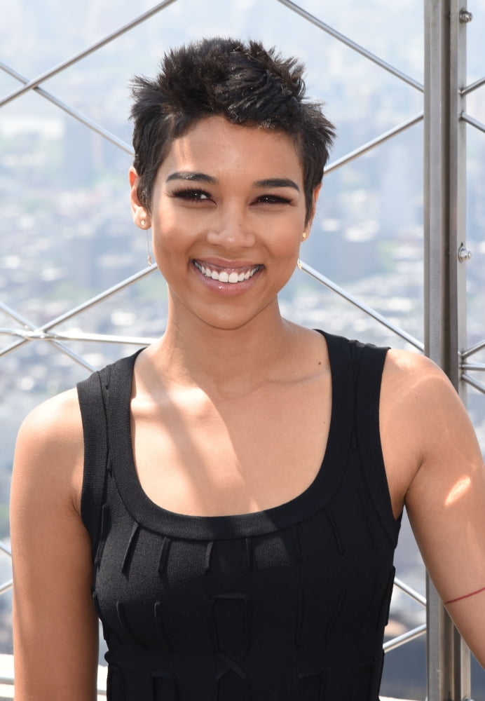 Alexandra Shipp At Arrivals For X-Men Apocalypse Cast At Empire State ...