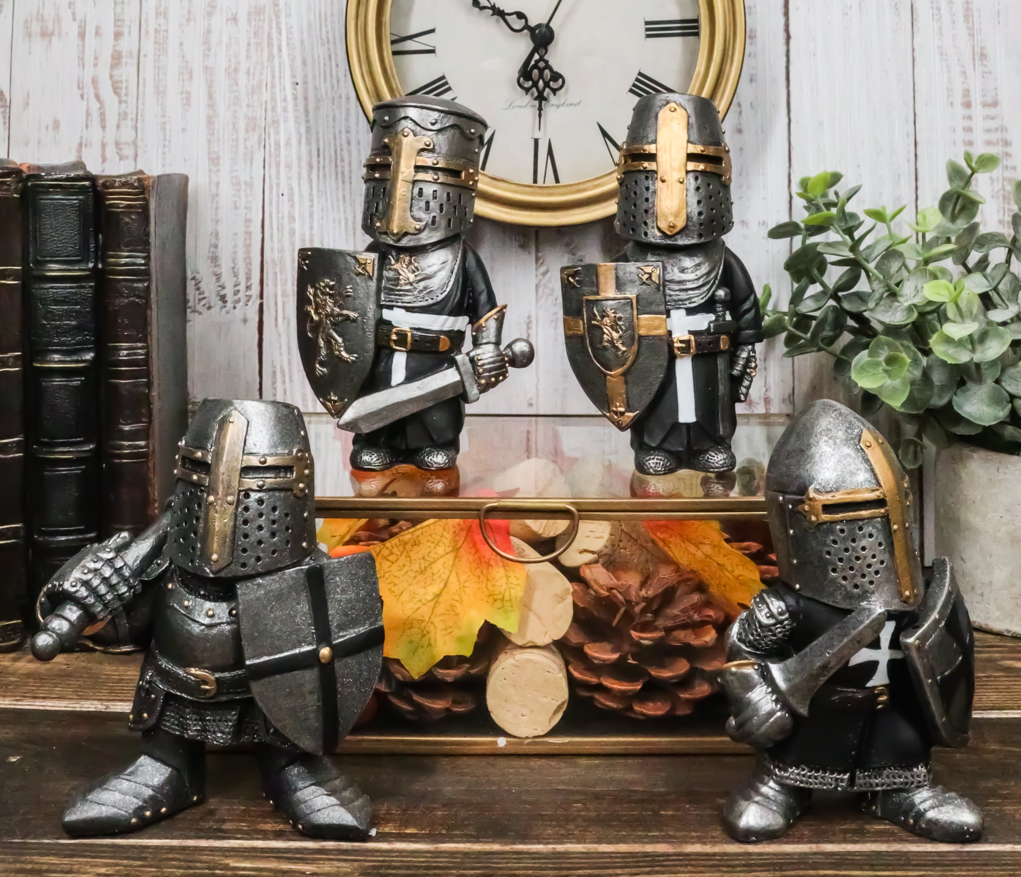 Chibi Medieval Armored Knight Of The Cross Templar Crusader Figurines ...