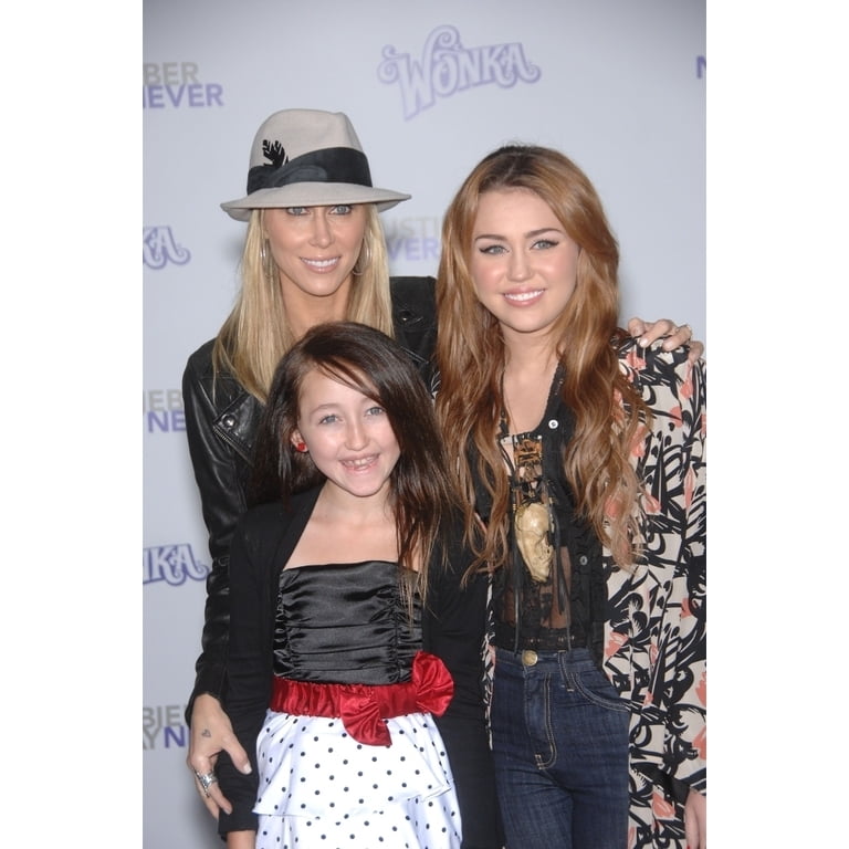 Noah Cyrus E Justin Bieber Noah Cyrus Reunites With Estranged Mom Tish