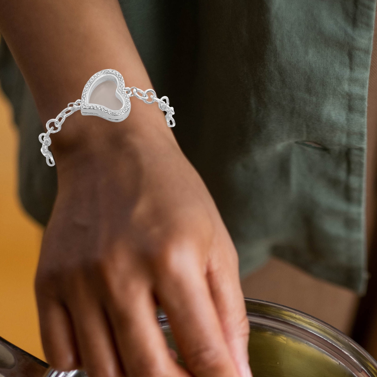 Click here for Tailtoss Adjustable Picture Locket Bracelet Heart... prices