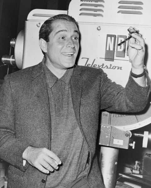 Print: Perry Como During Rehearsal, 1961 - Walmart.com