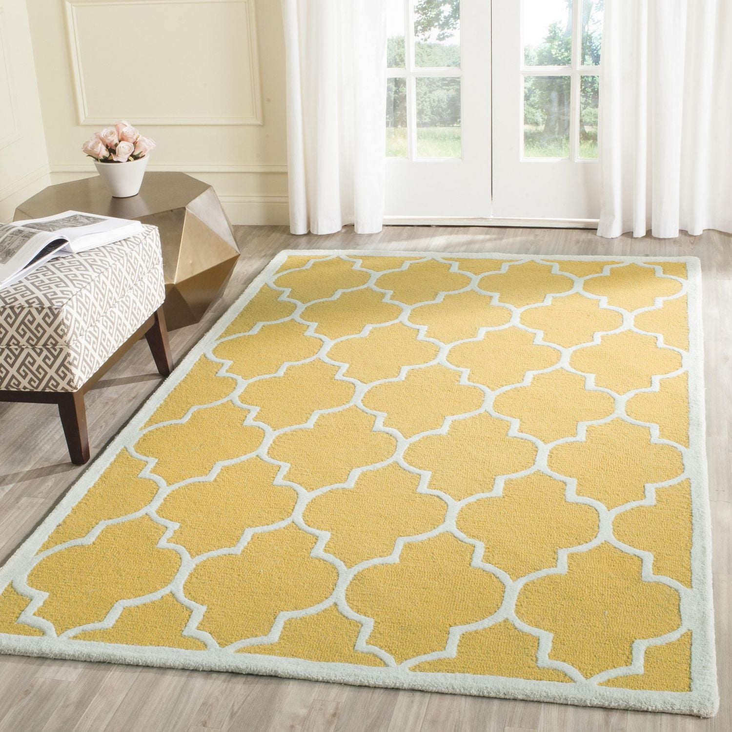 Click here for Safavieh Cambridge Kevin Geometric Area Rug 6 X 6... prices