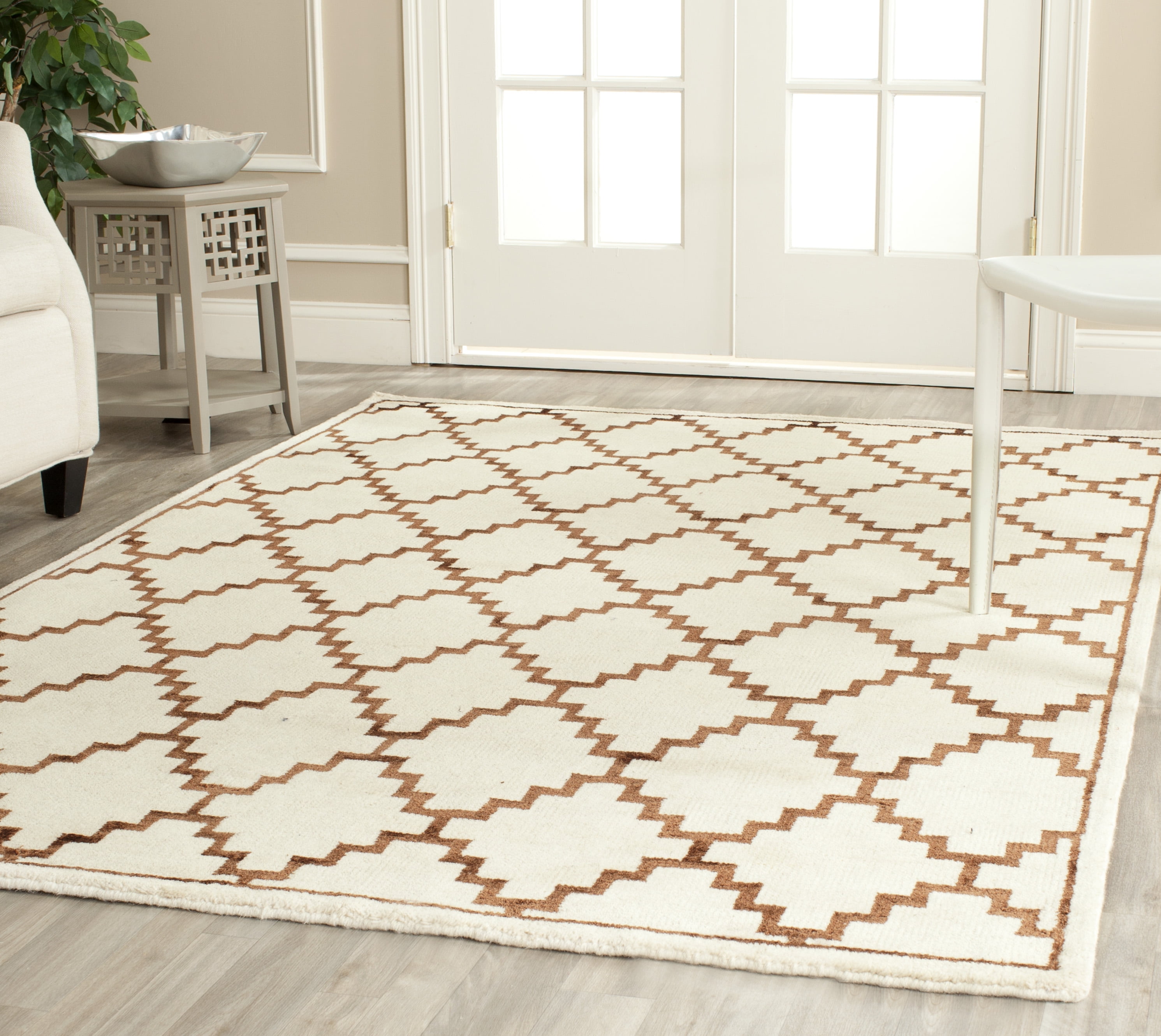SAFAVIEH Mosaic Lidija Geometric Area Rug, Ivory/Brown, 6' x 9 ...