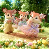 Calico Critters Deer Family, Set of 4 Collectible Doll Figures ...