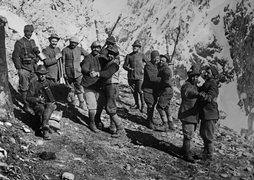 World War 1 In The Italian And Austria Alps. Italian Soldiers At ...