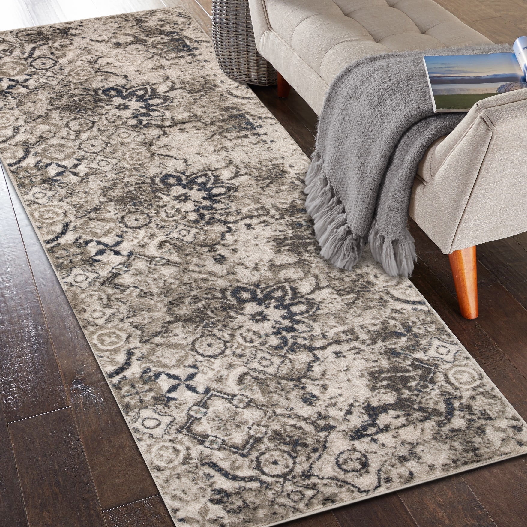 BNM Distressed Floral Medallion Indoor Rug, 2'7"x8', Deep Royal ...