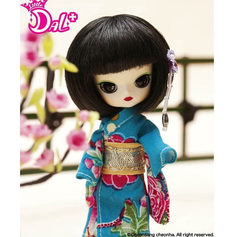 Japanese Fashion Doll