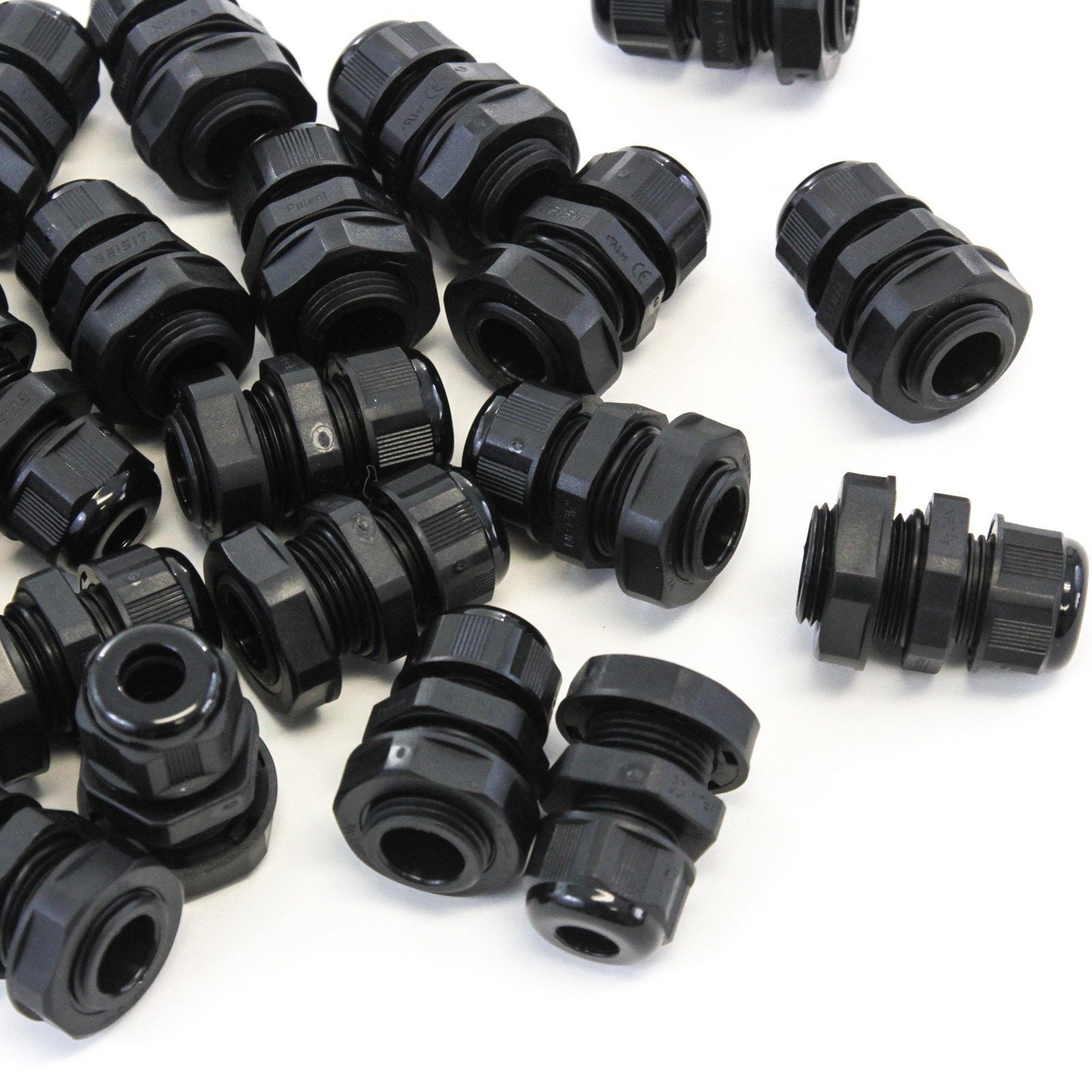 50 Cable Glands - 4mm-8mm PG9 Plastic Waterproof Adjustable Lock Nut ...