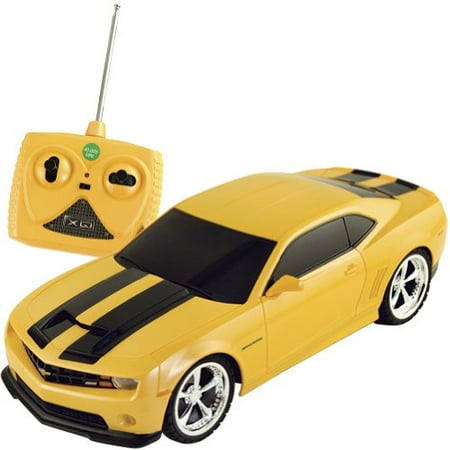 1/18 Scale 2011 Chevrolet Camaro RS SS Yellow w/ Black Stripes Radio ...