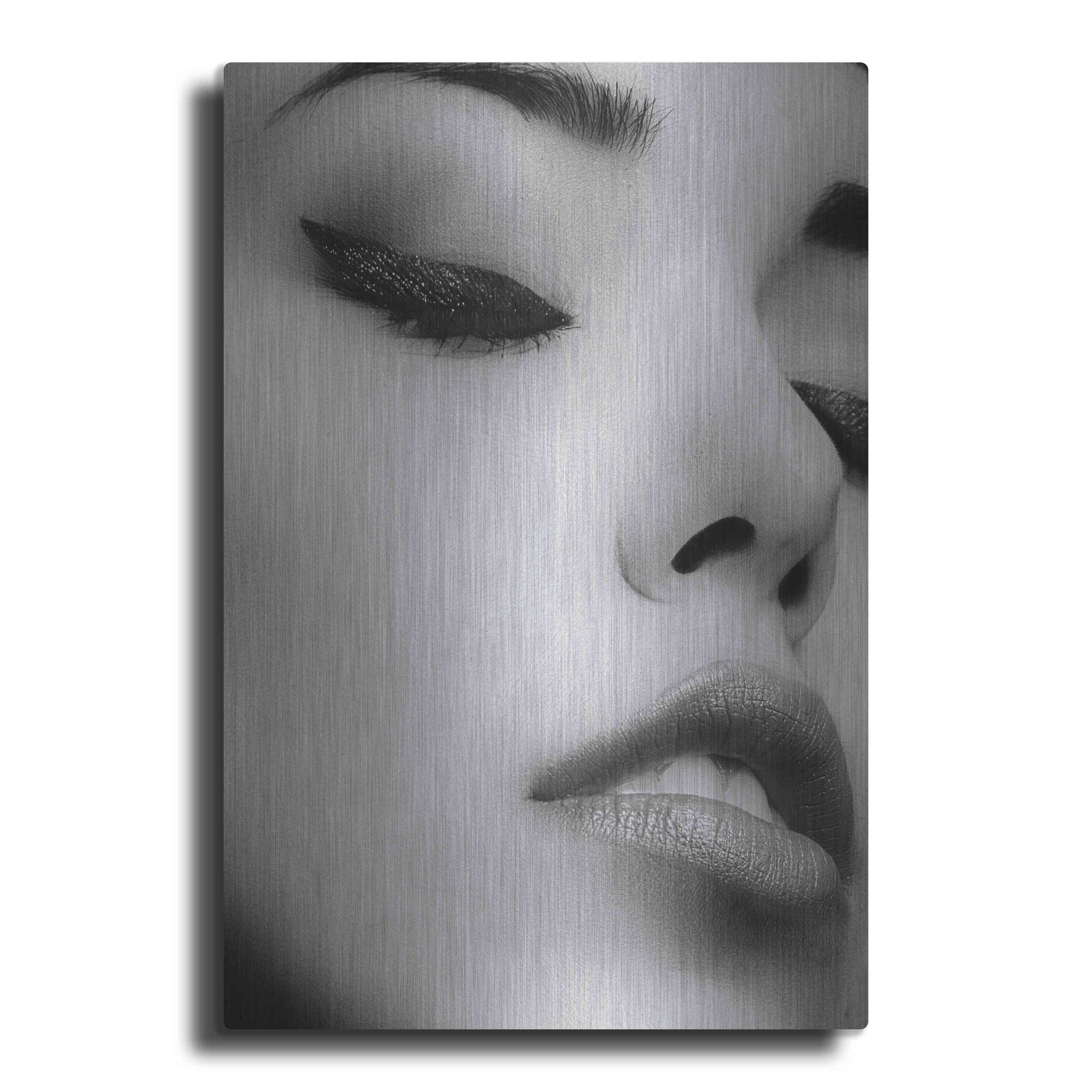 Luxe Metal Art 'Face 1' by Design Fabrikken, Metal Wall Art, 12"x16 ...