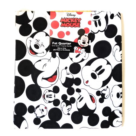 Mickey Mouse Fat Quarter (18 x 21) | Walmart Canada