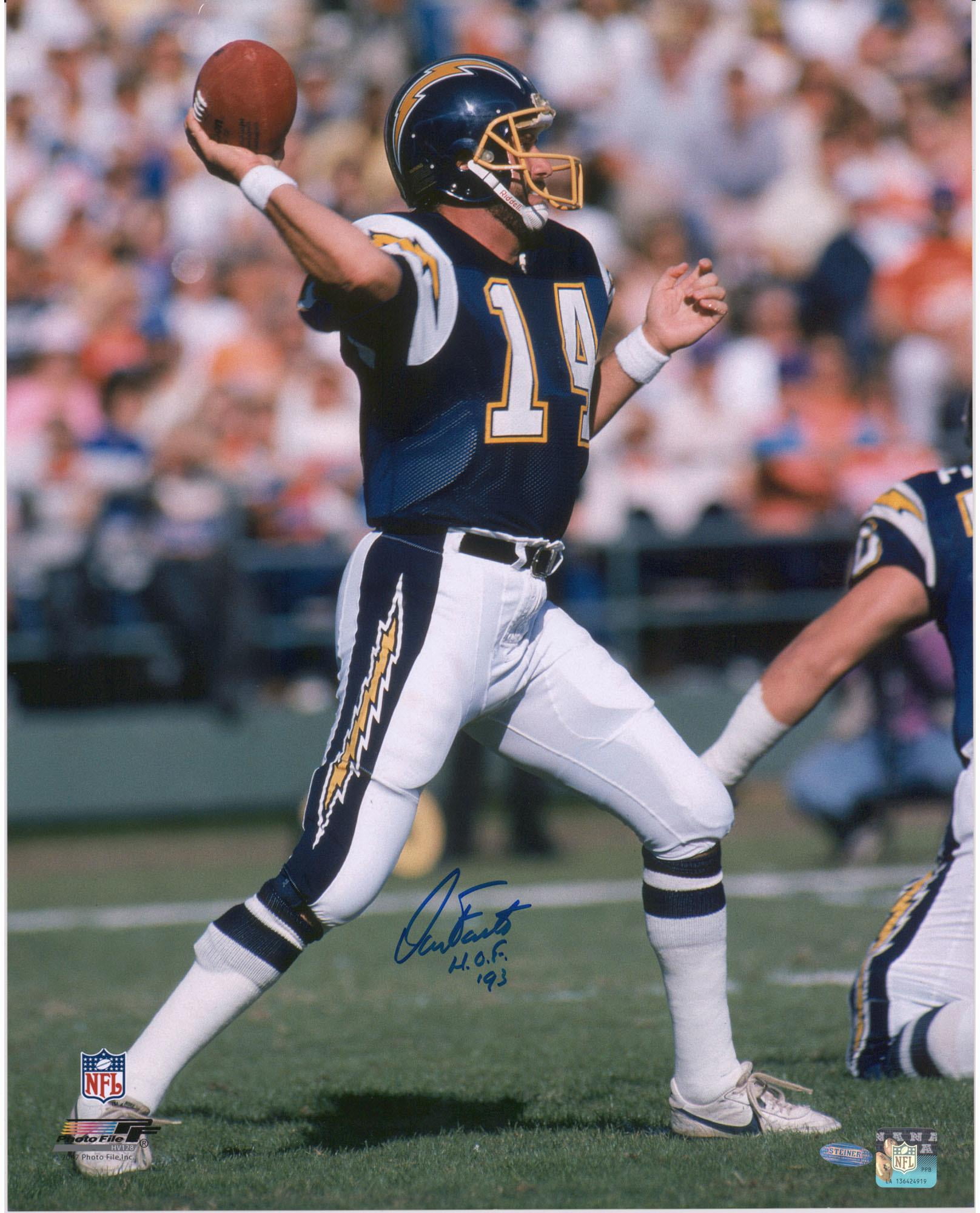 Dan Fouts San Diego Chargers Autographed 16" x 20" Throwing Photograph ...
