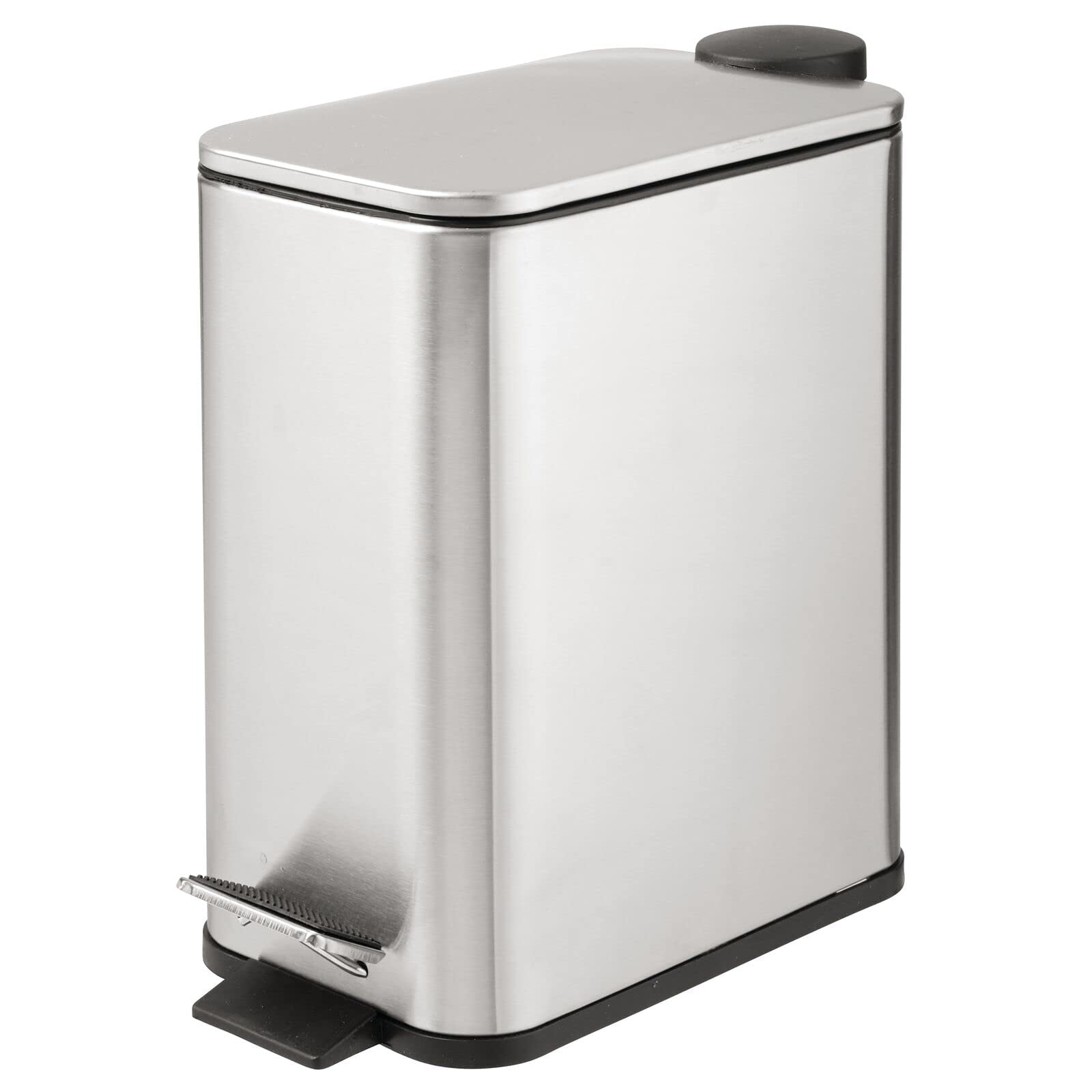 Bote de basura mDesign Slim Metal de 5 litros con pedal y tapa de acero ...