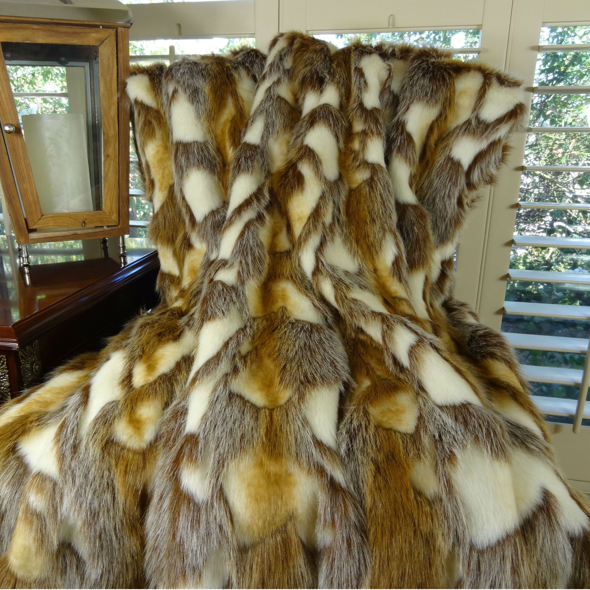 Thomas Collection White Gray Gold Rabbit Faux Fur Throw Blanket - 16403 ...