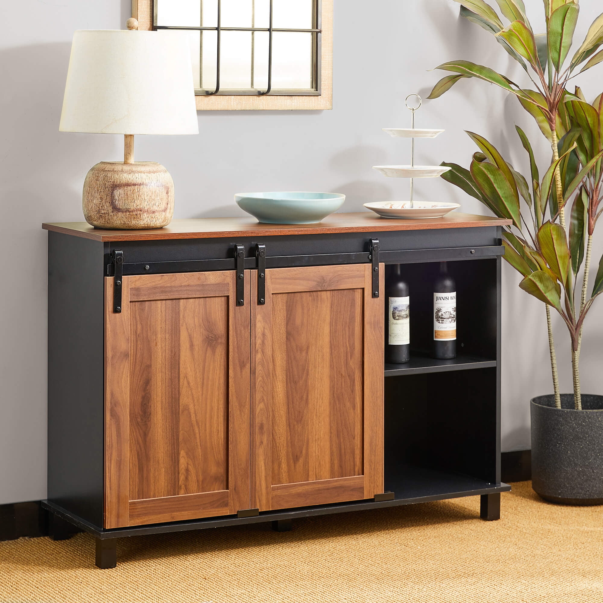 Glitzhome Modern Industrial Bar Unit with Glass Doors Wine Sideboard ...