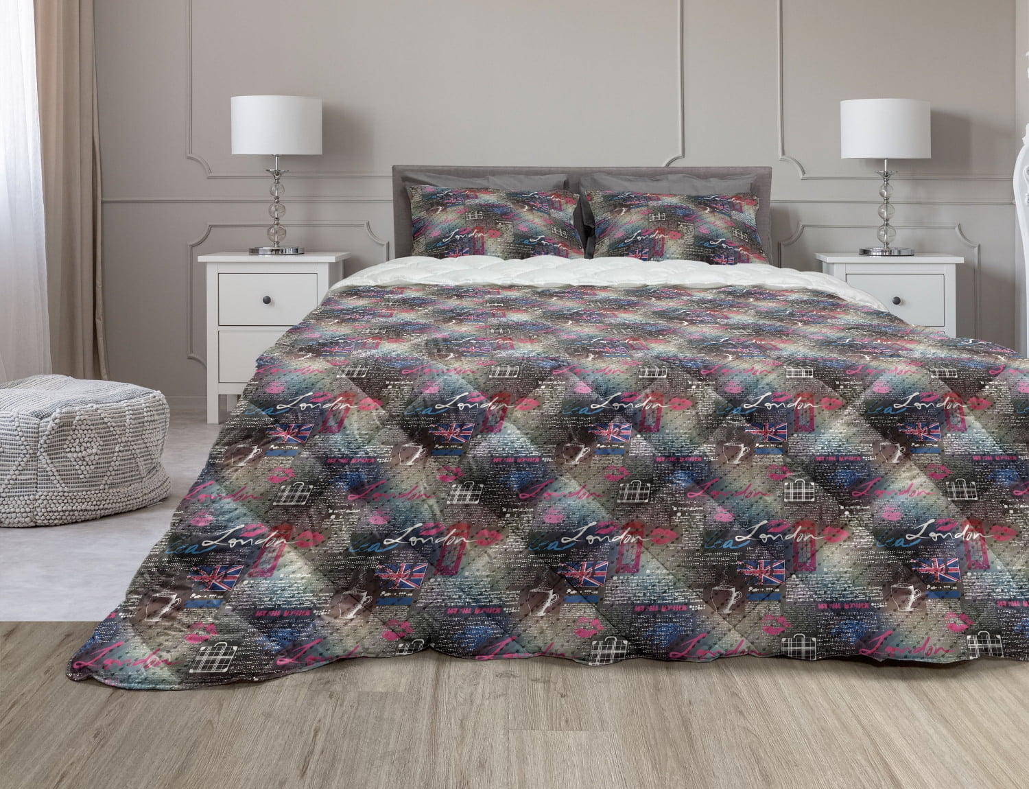 London Comforter & Sham Bedding Set, Grungy Newspaper Page Style ...