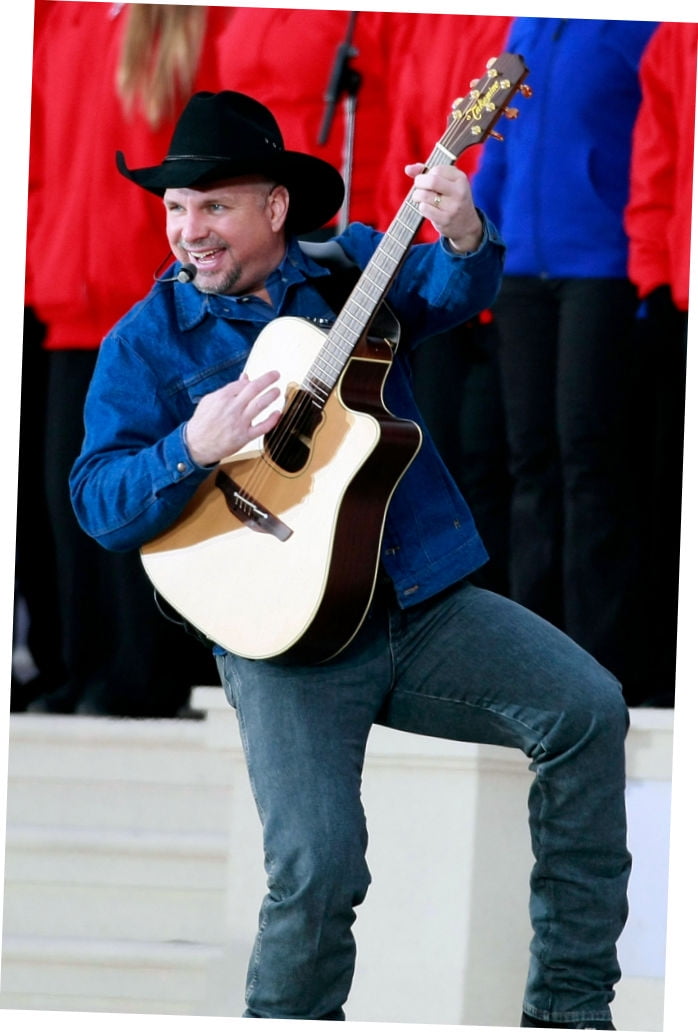 Garth Brooks Poster Guitar 16x24 Poster Medium Art Poster 16x24 Square ...