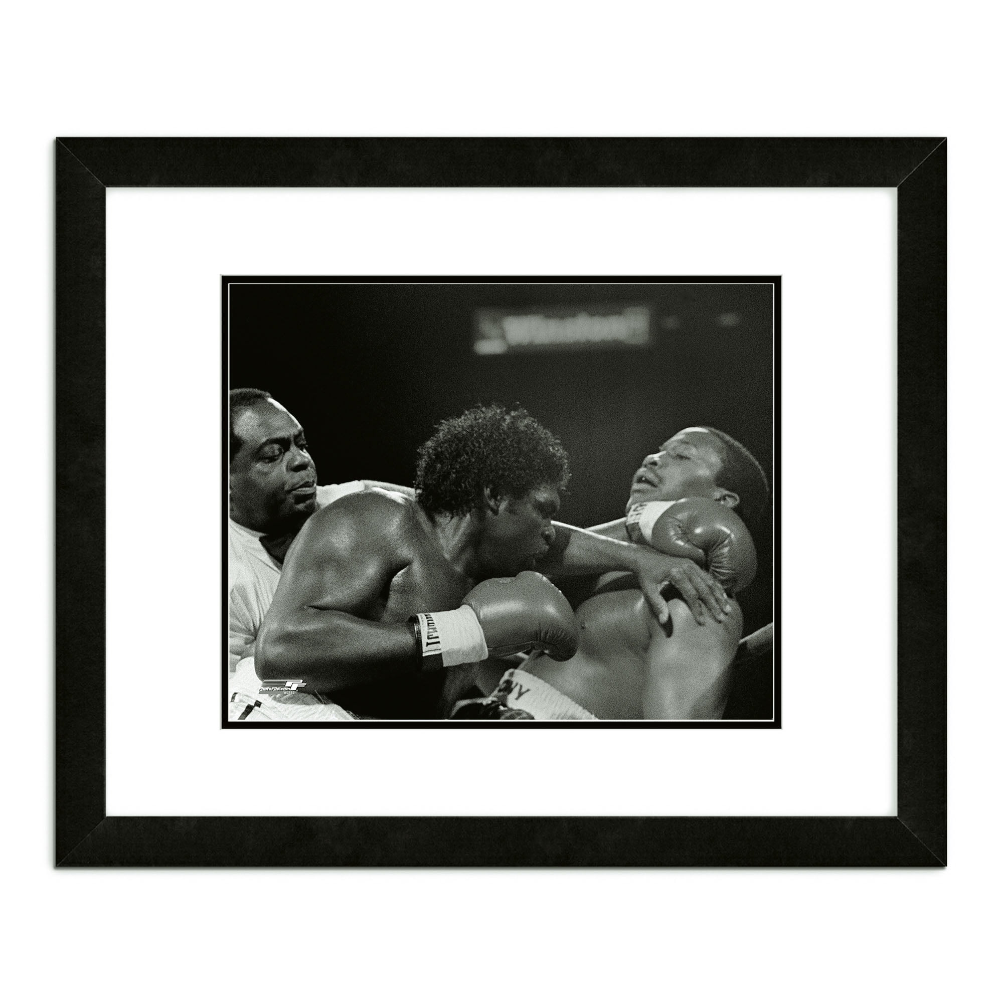 Tony Tubbs 1986 Action 18"x22" Matted and Framed Photo (Finished Size ...
