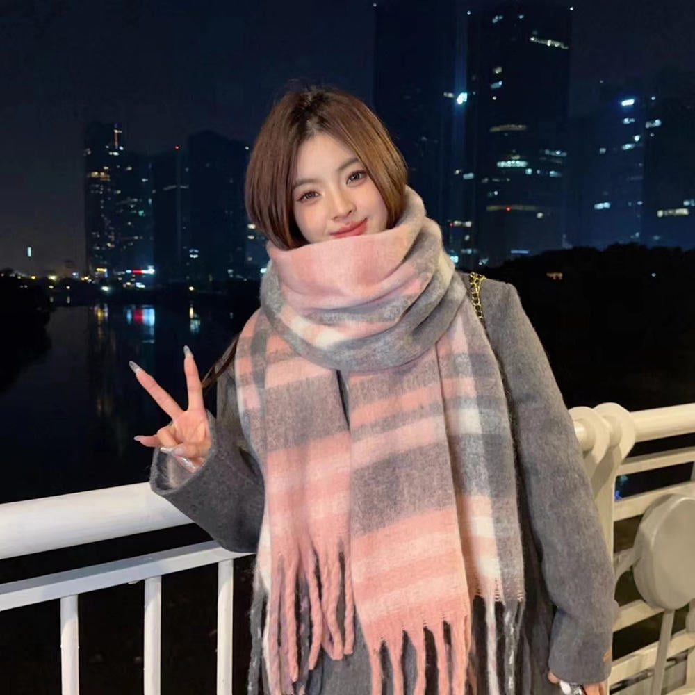 Click here for Yuan Ou Yuanou Mohair Plaid Scarf Women Green Scar... prices