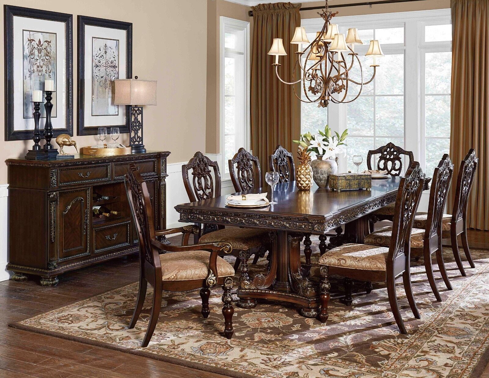 Traditional Formal Dining Room Sets
