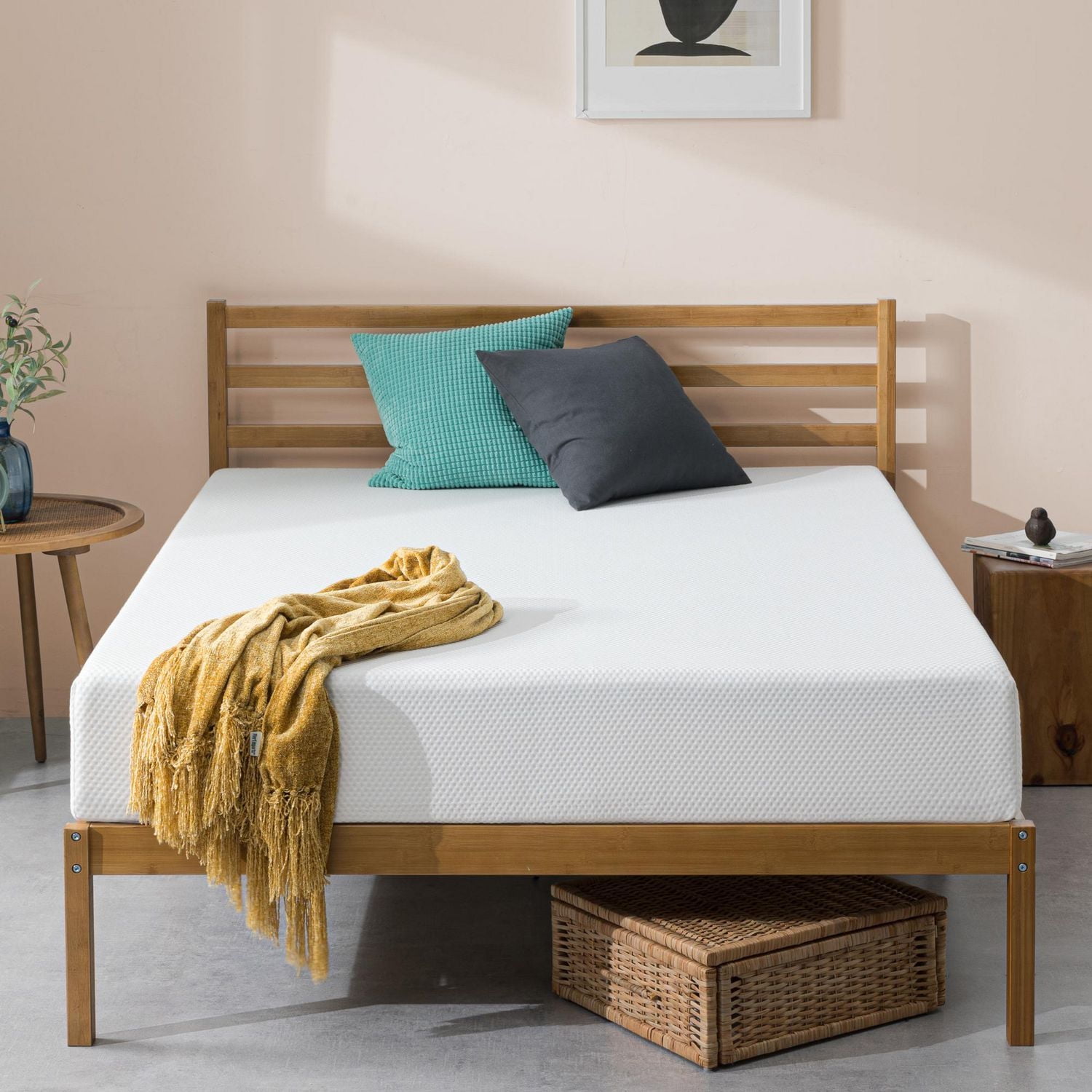 Click here for Zinus Nuit 8 Inch Cooling Memory Foam Mattress prices