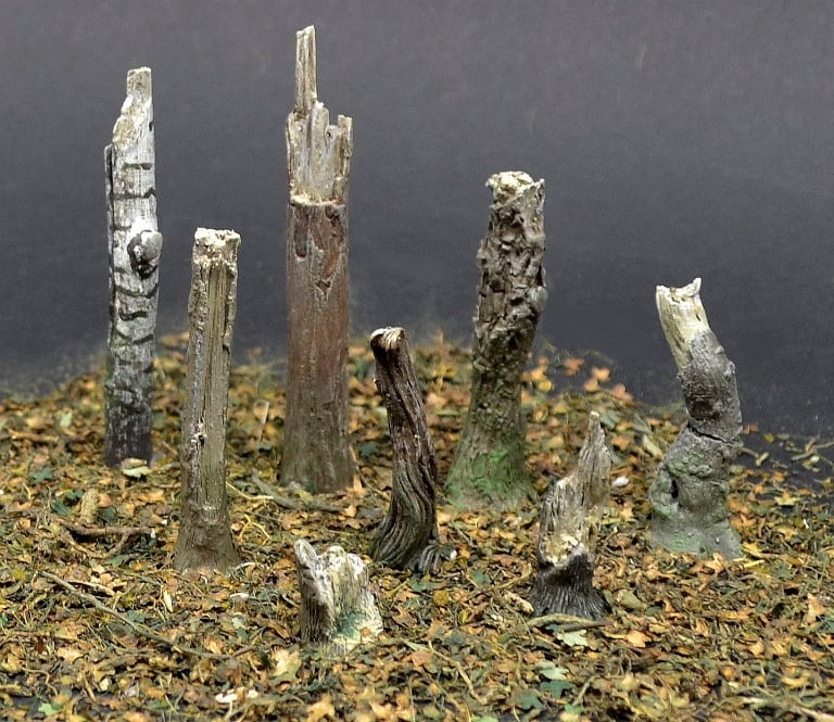 Reality In Scale 1:35 Small Tree Trunks 8pc - Resin Diorama Accessory ...