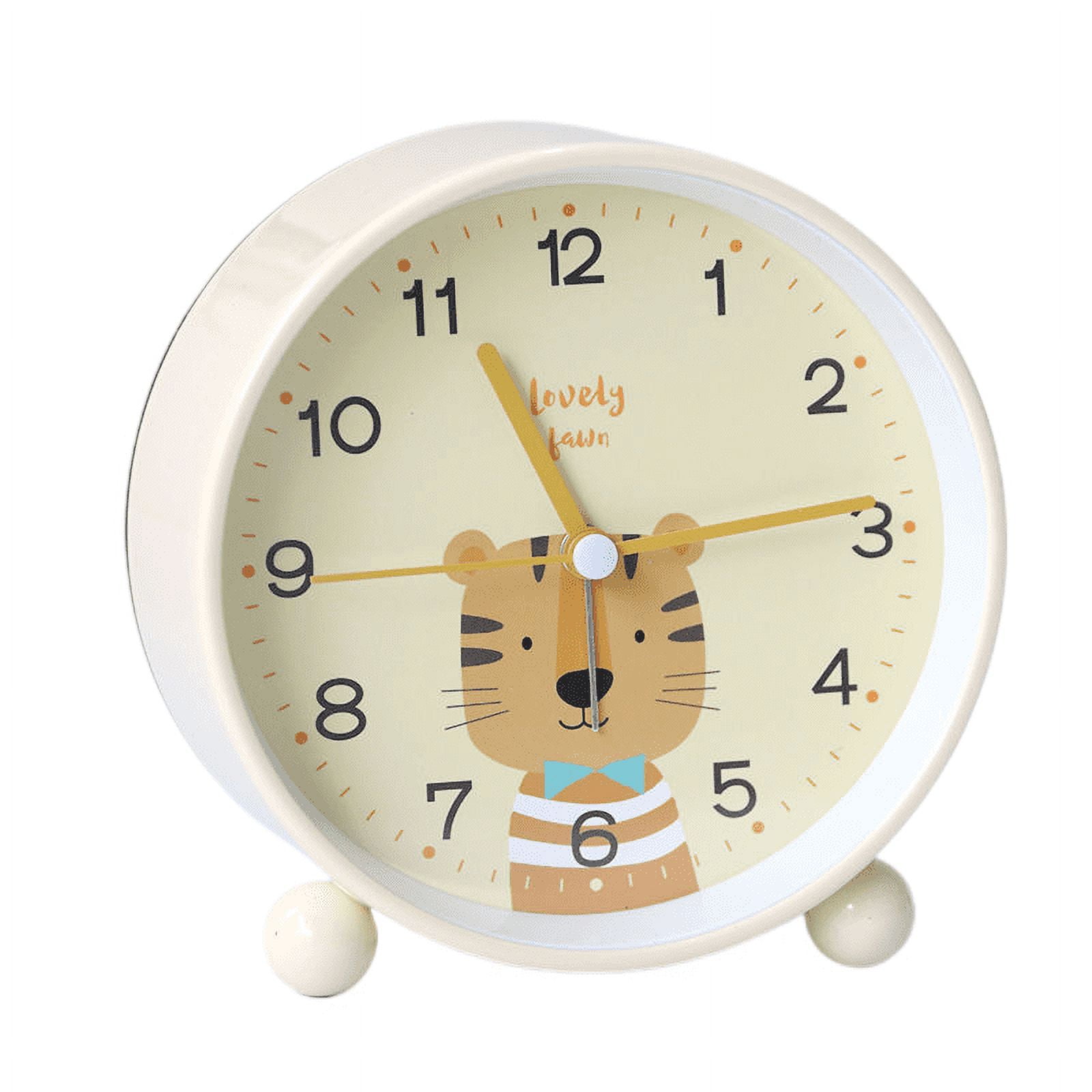 Analog Alarm Clock 4 Inch, Battery Powered Non-Tick Silent Small Desk ...