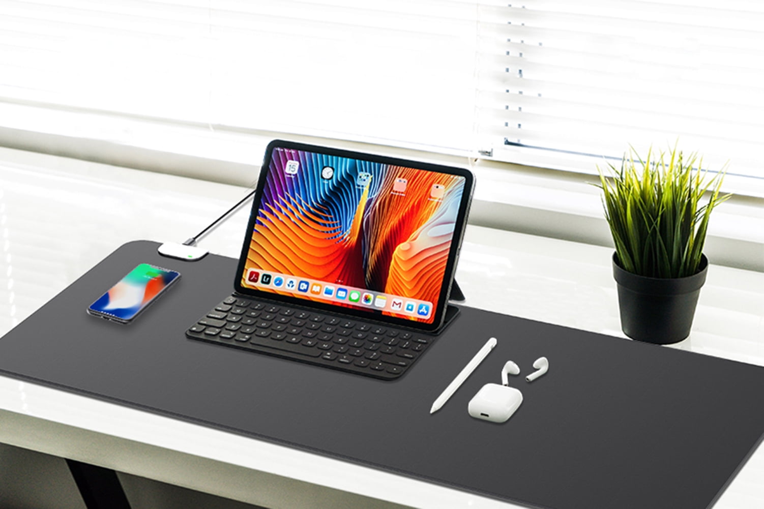 KINGFOM Wireless Charging Mouse Pad, Leather Computer Desk Mat Pad with ...