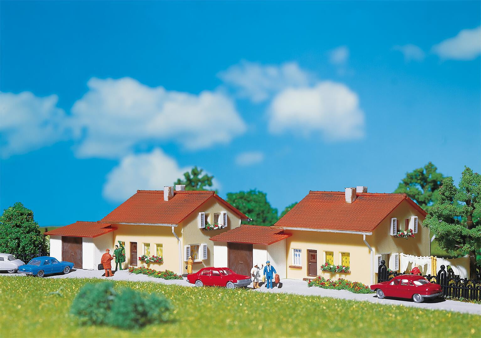 Faller N Scale Building/Structure Kit Two Suburban Homes/Houses with ...