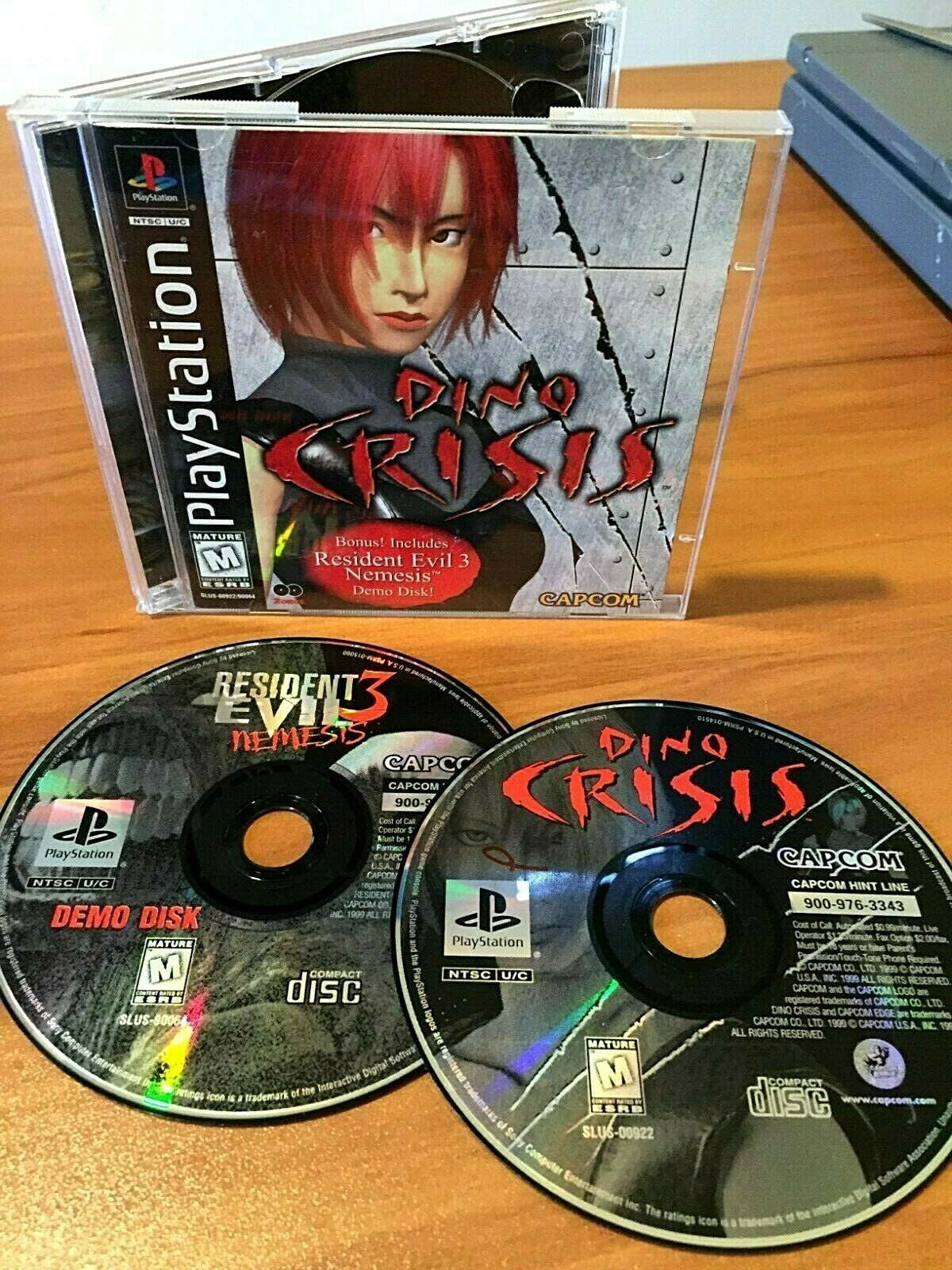 Pre-Owned Dino Crisis - Complete in Box with Demo - Black Label ...