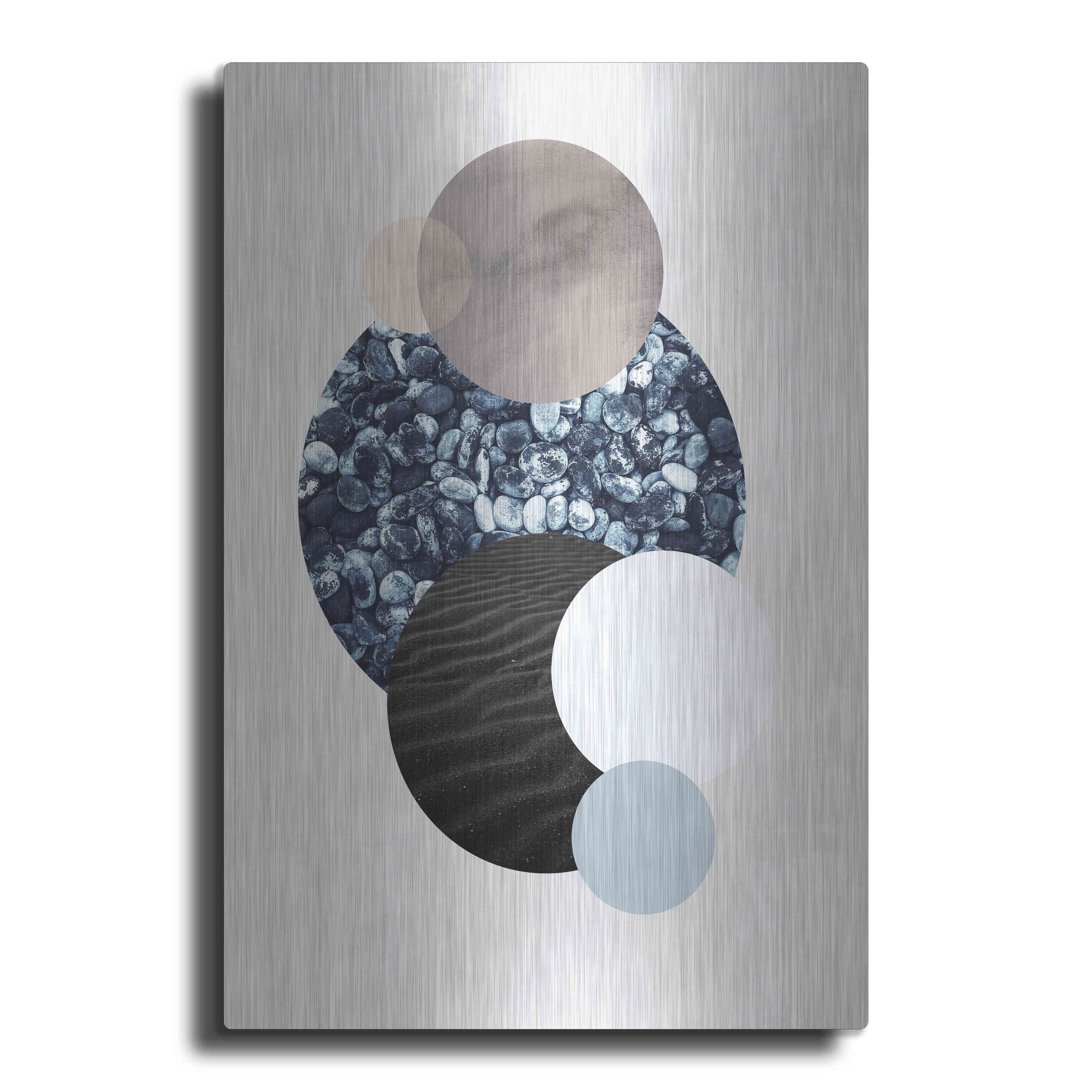Luxe Metal Art 'Circles 2' by Design Fabrikken, Metal Wall Art, 16"x24 ...