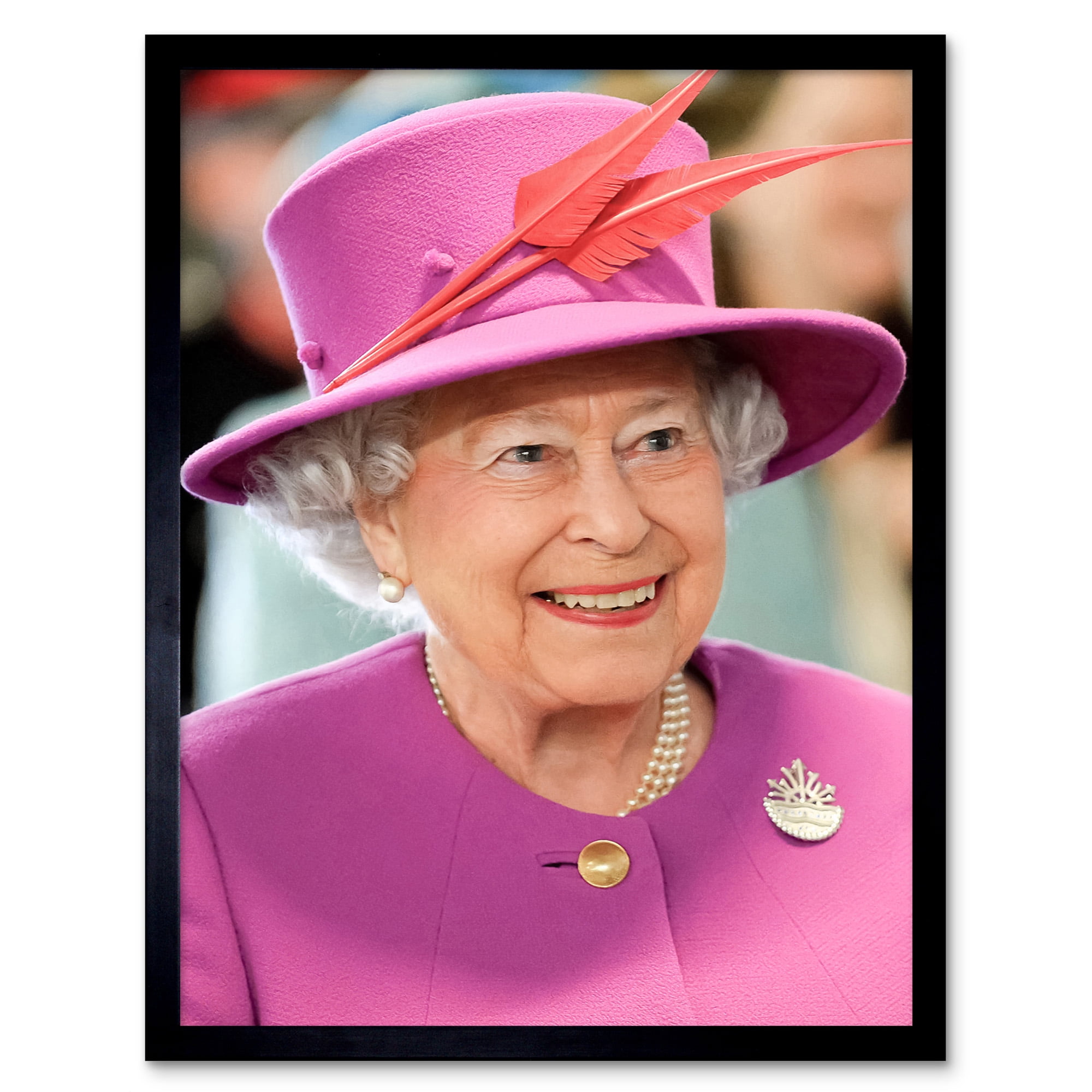 Rouse Portrait Smiling Queen Elizabeth II England Royal Majesty ...