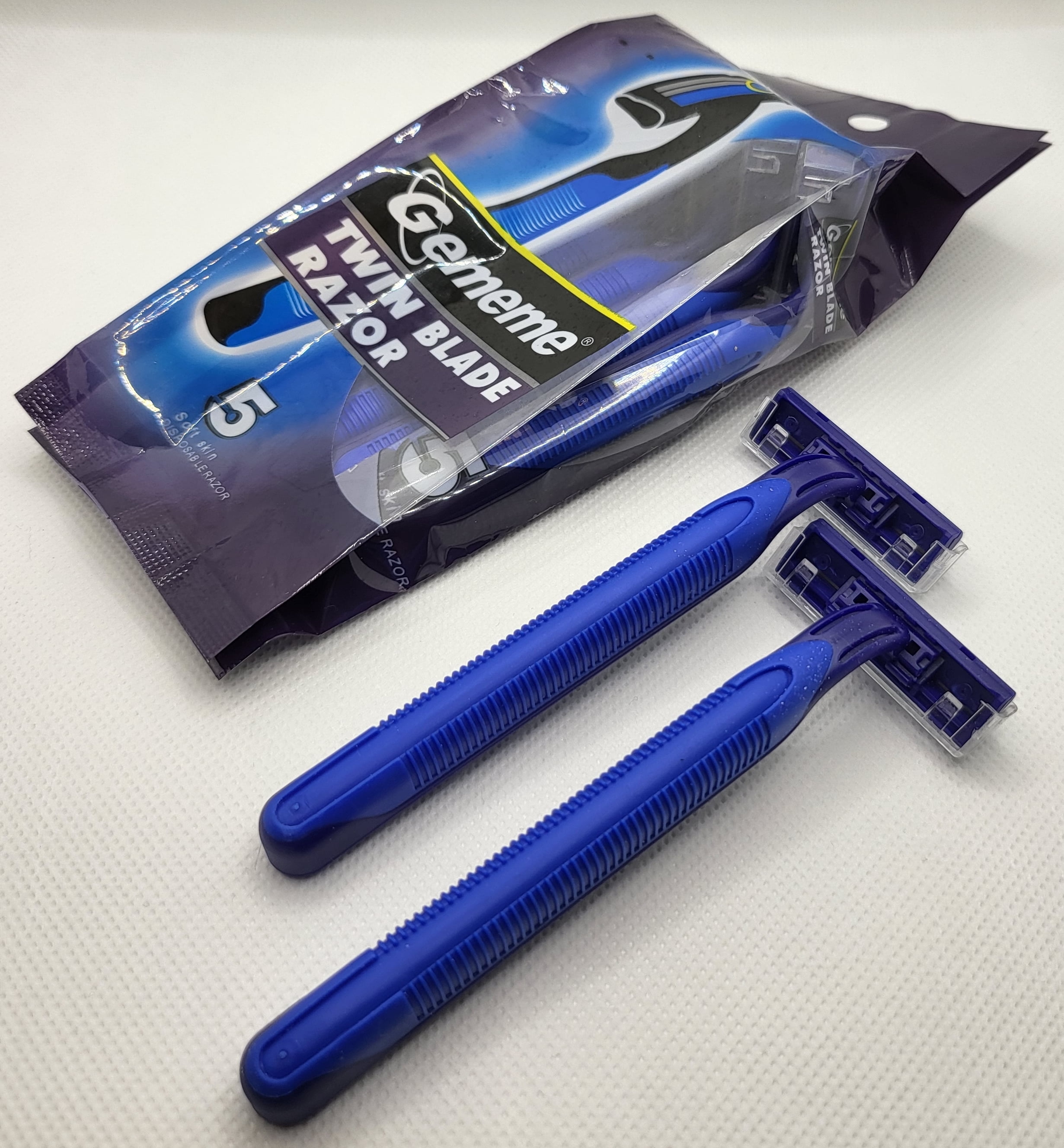 Gememe Twin Blade Razors ⏐ Soft Skin Disposable Razors for Men ...