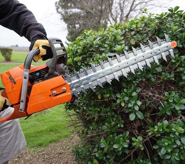 Granberg 114B 14" Clip-N-Trim Chainsaw to Hedge Trimmer Converter ...