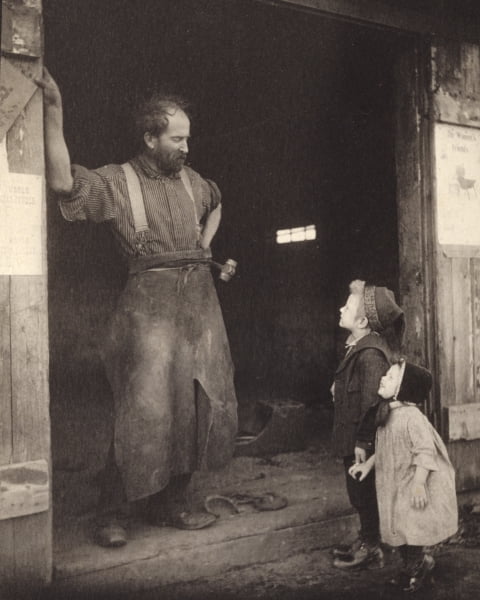 Print: A Crack With The Blacksmith, 1900 - Walmart.com