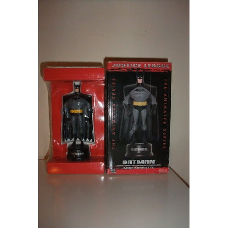 Justice League Batman Mini Maquette Statue | Walmart Canada